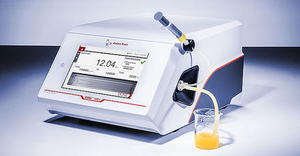 User-friendly density meter to measure on site & in the lab