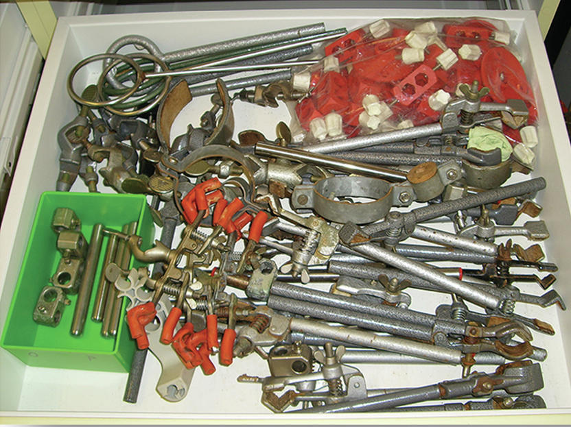 Lean lab methods and safety in the laboratory - - Workplace and process ...