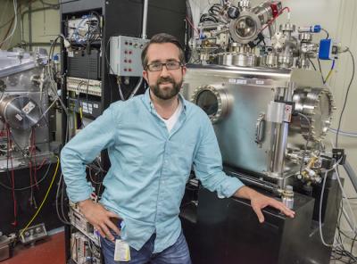 Advanced light source sets microscopy record