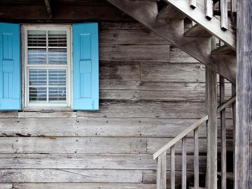 Toxic chemicals in building materials even in "green housing"